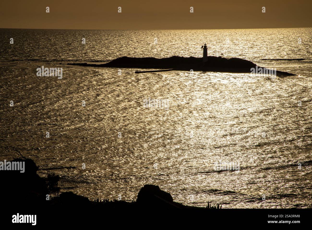 Faro isolotto di Punta Licosa, Santa Maria di Castellabate, Parco ...