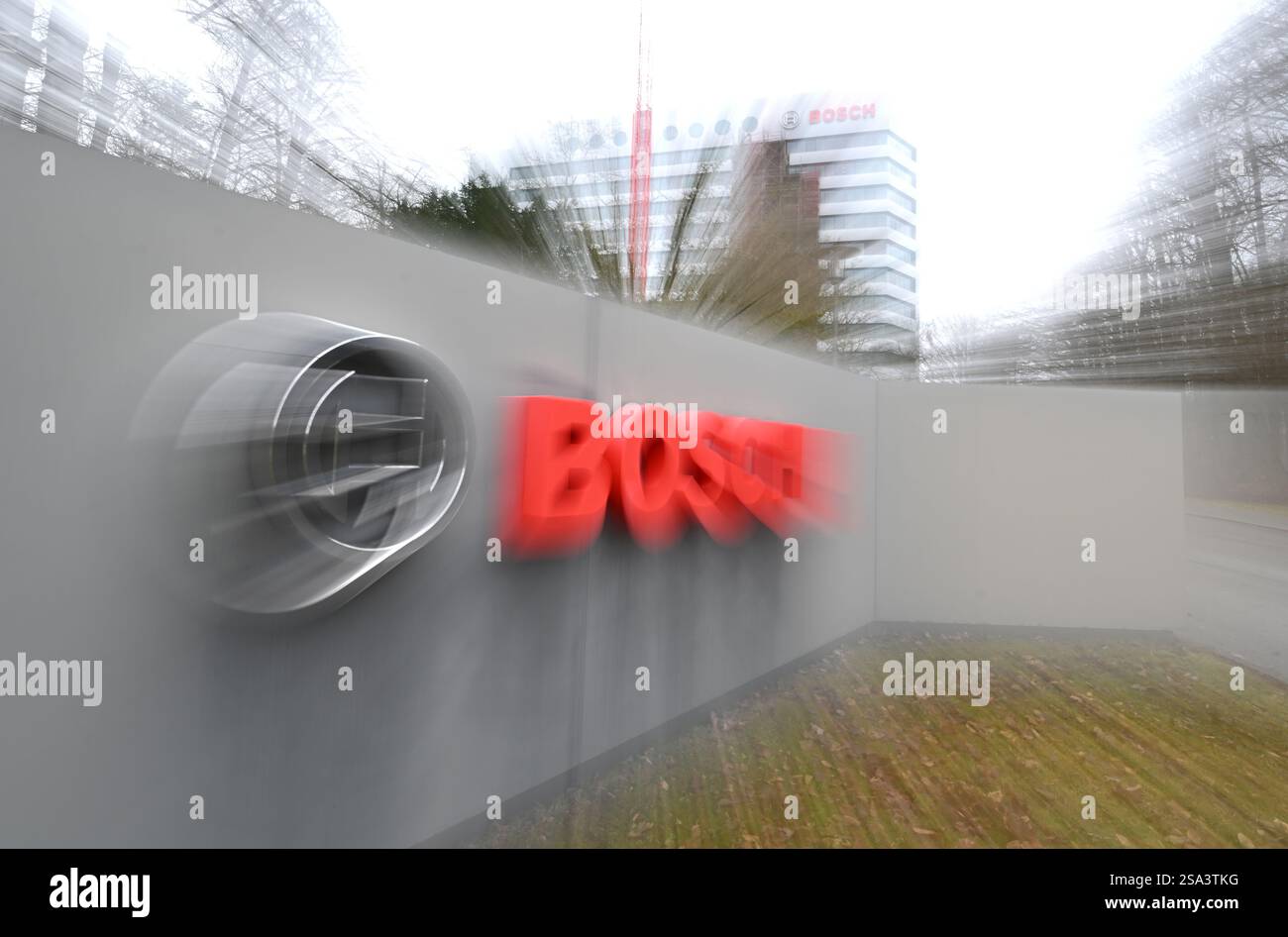 Gerlingen, Germany. 28th Jan, 2025. The logo of the Bosch technology ...