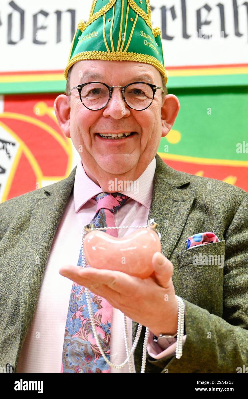 28 January 2025, Rhineland-Palatinate, Schifferstadt: Denis Scheck ...