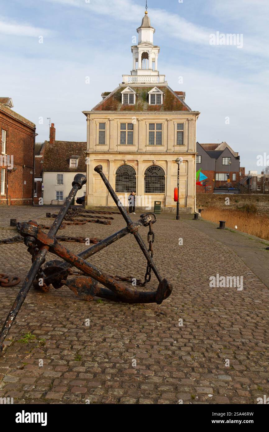 The Custom House in Purfleet Quay, Kings Lynn, Norfolk Stock Photo - Alamy
