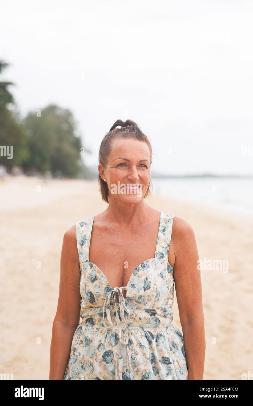 Beautiful senior mature woman hi-res stock photography and images - Alamy