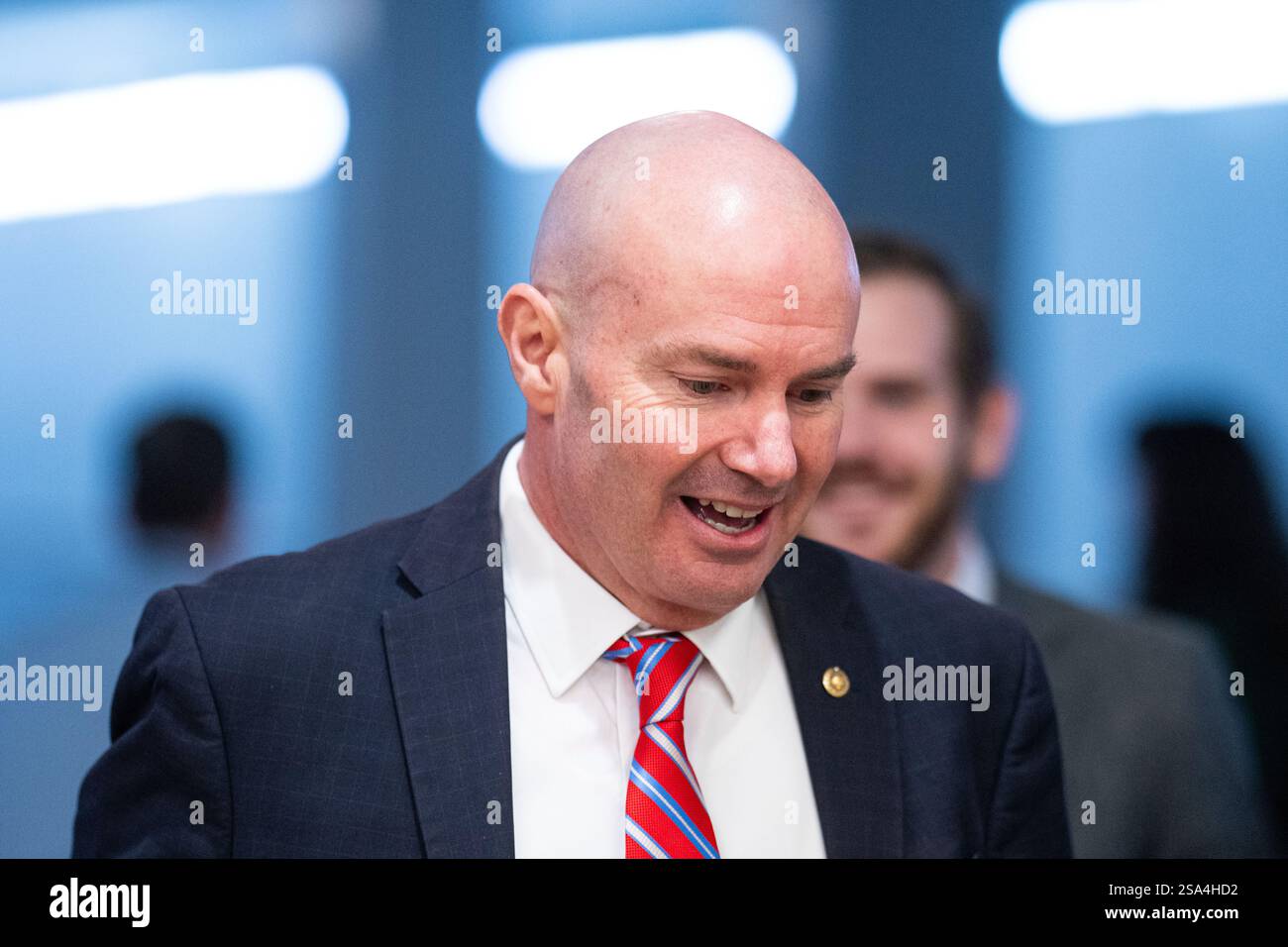 UNITED STATES - JANUARY 28: Sen. Mike Lee, R-Utah., arrives in the ...