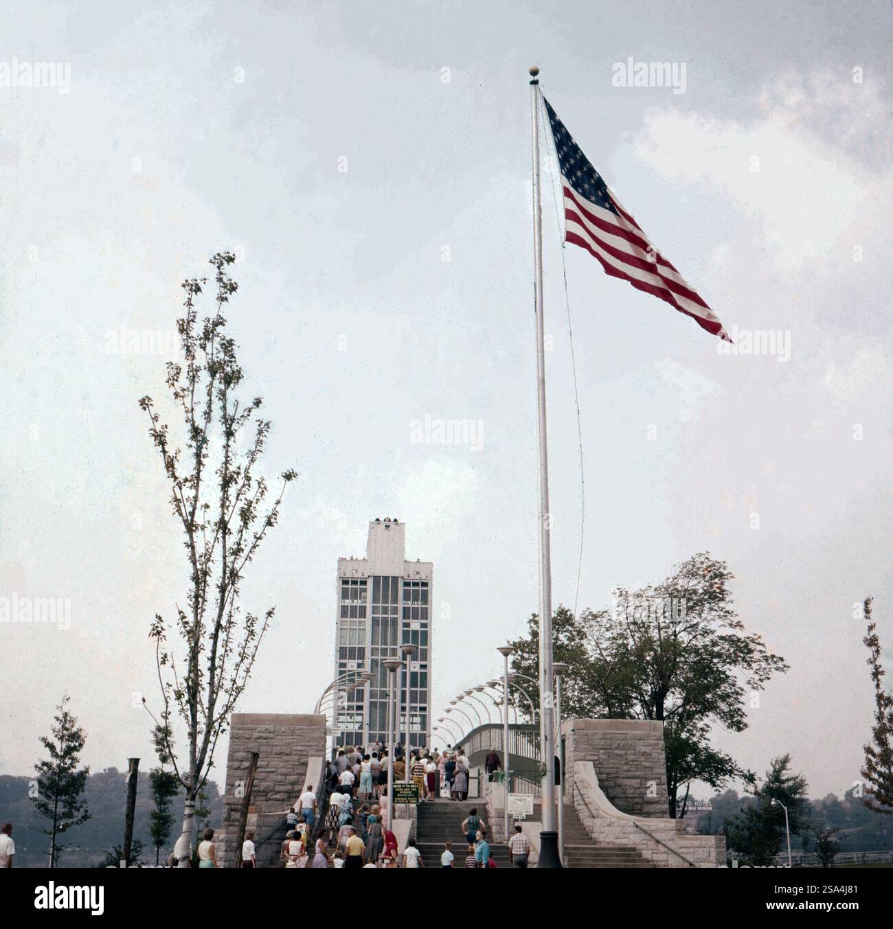 Torusiten auf dem Weg zum 1958 erbauten Prospect Point Observation ...
