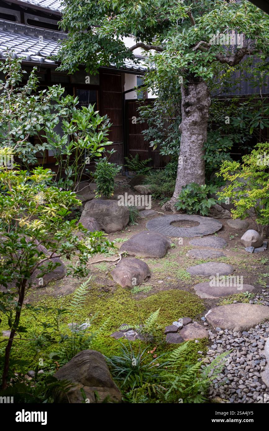 Garden of Koshi-no-Ie Residence (Naramachi Lattic House) Traditional ...