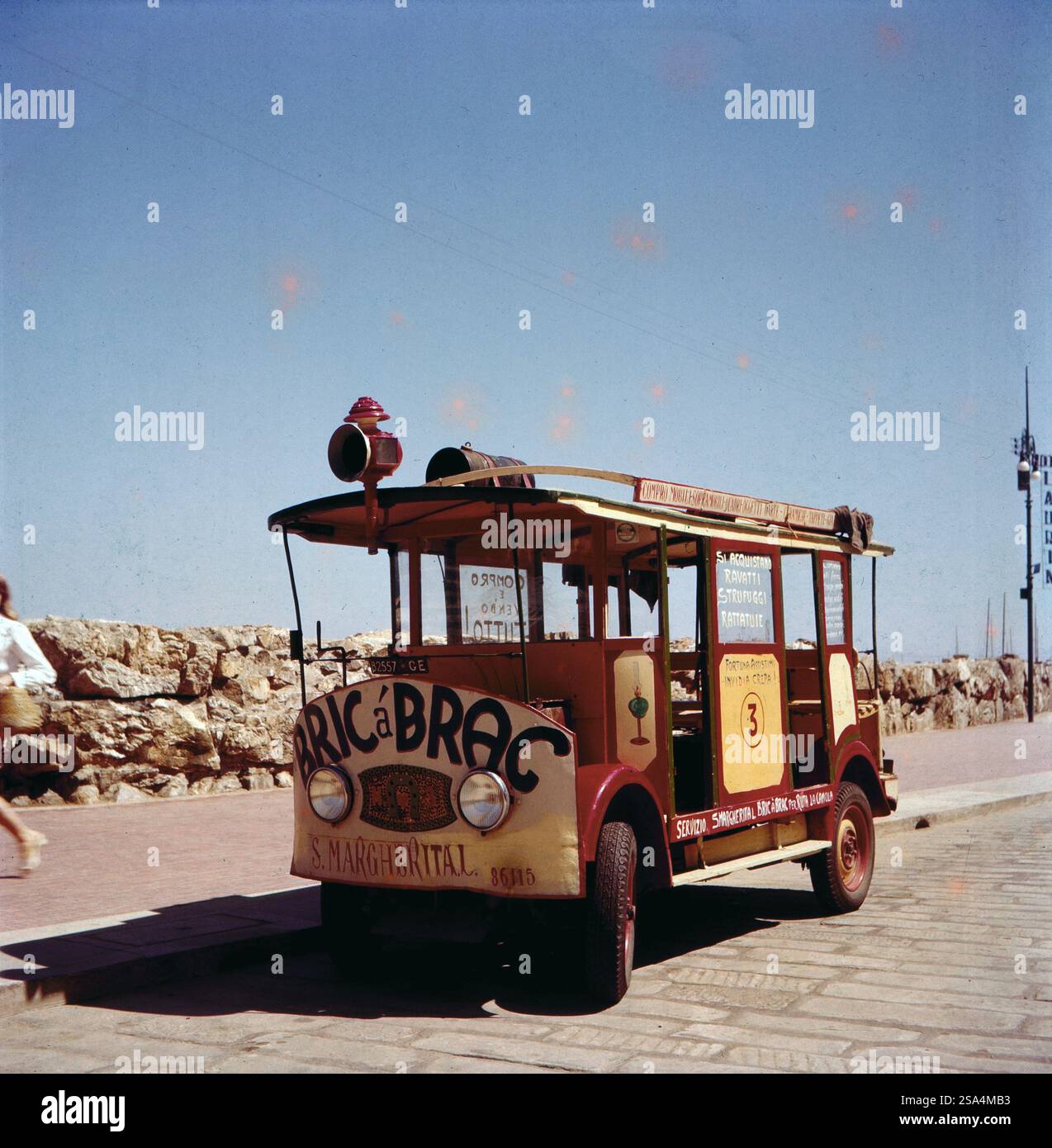Öffentliches Verkehrsmittel in Santa Margherita Ligure, Italien 1956 ...