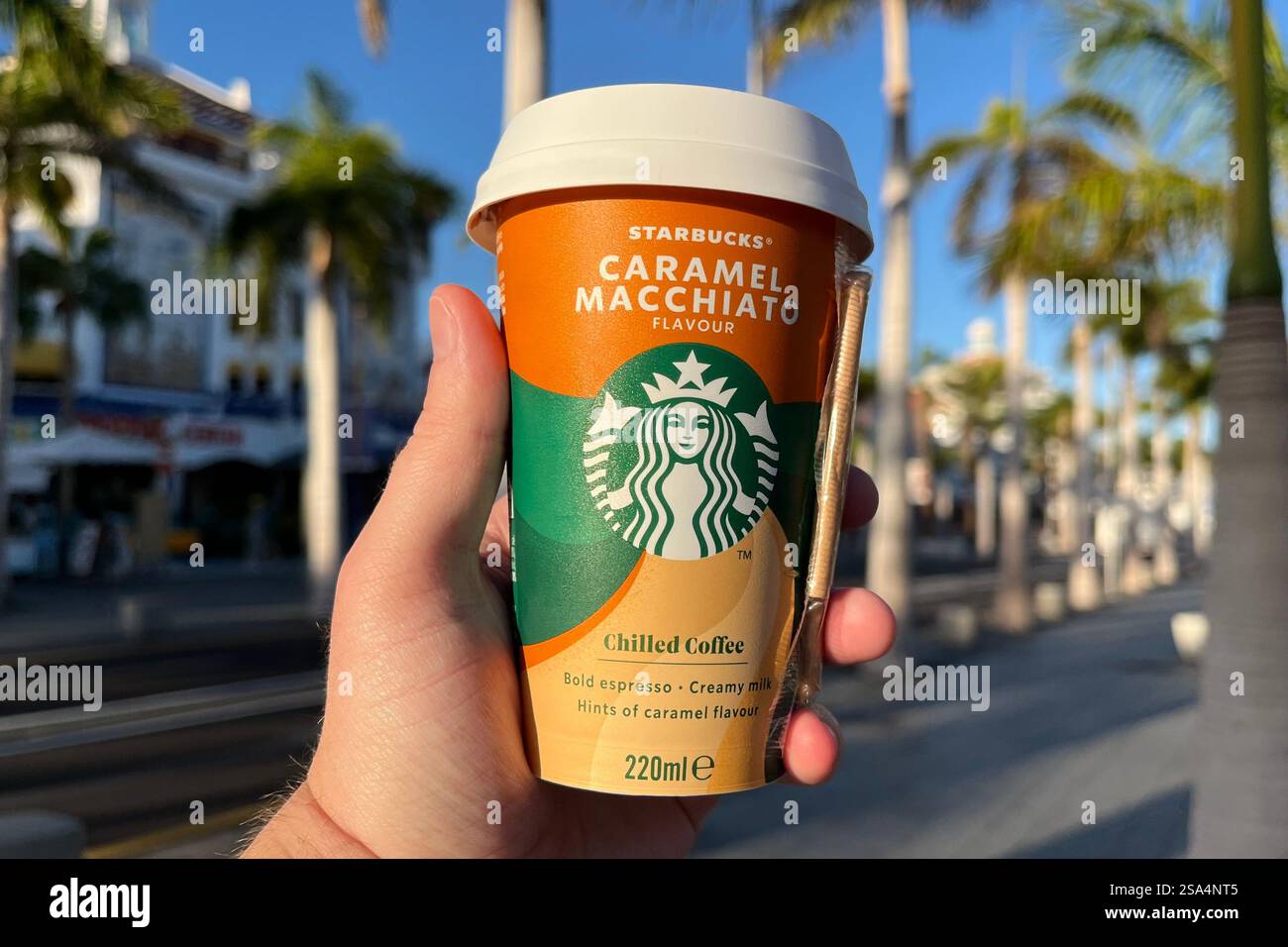 Starbucks coffee caramel macchiato flavour hi-res stock photography and ...