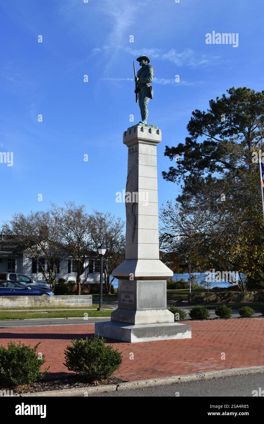 A Confederate War Memorial located in Edenton, North Carolina Stock ...