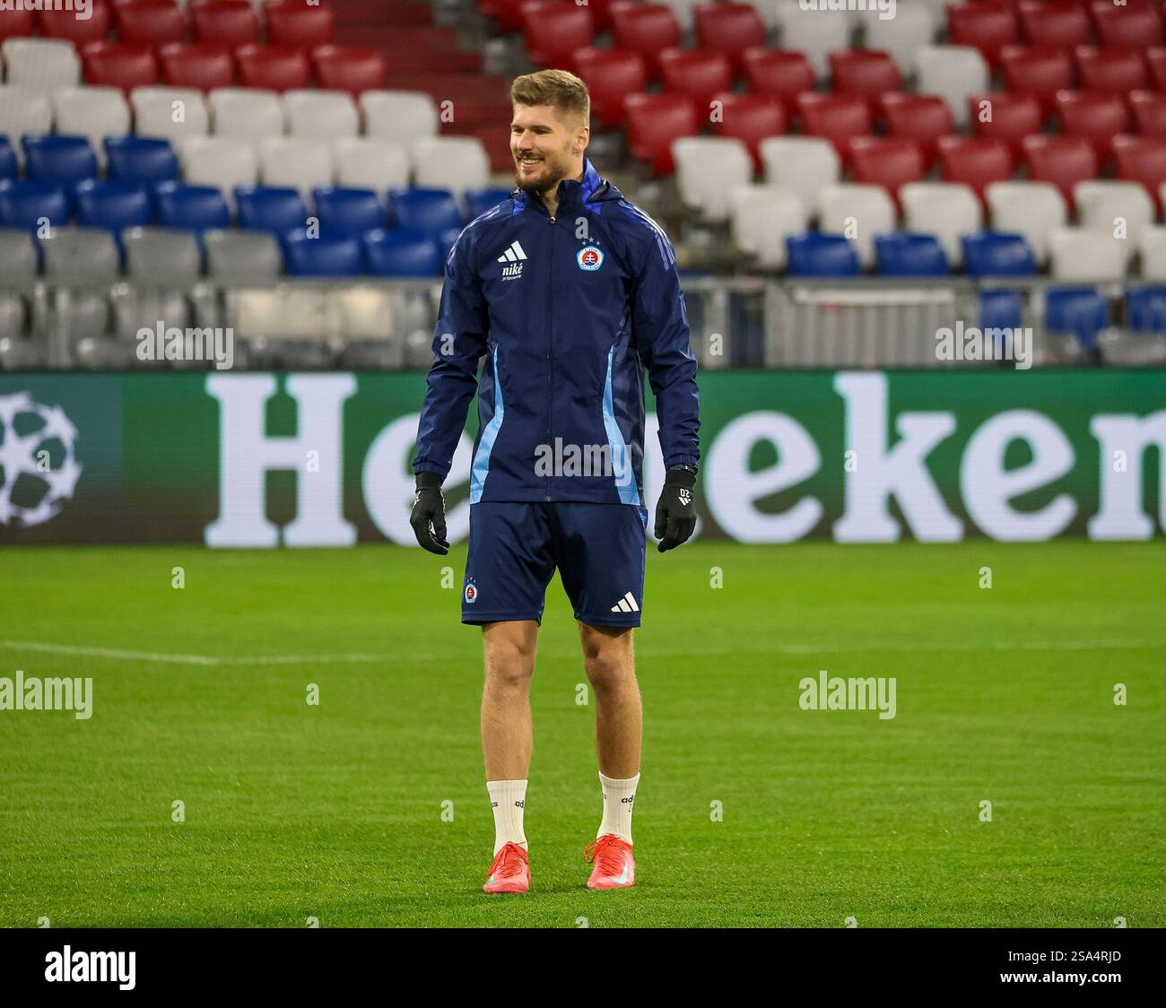 Alen Mustafic (SK Slovan Bratislava, #20), GER, Abschlusstraining, SK ...