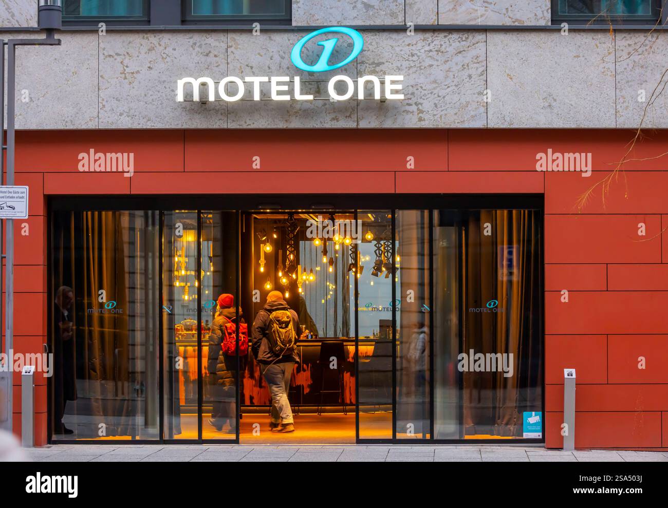 Hotel Motel One Stuttgart. // 28.01.2025: Stuttgart, Baden-Württemberg ...