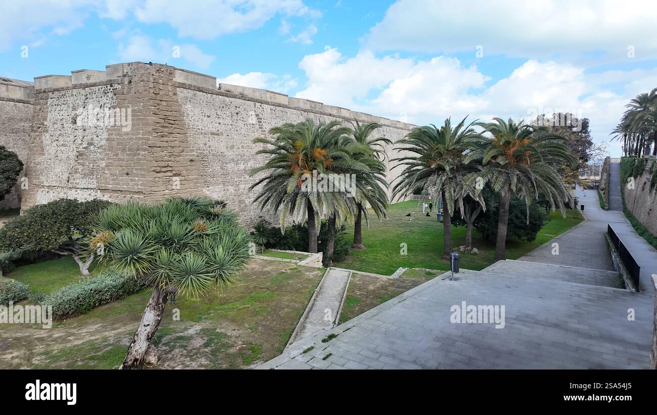 The Puerta de Tierra is an 18th-century gate in Cádiz, featuring two ...