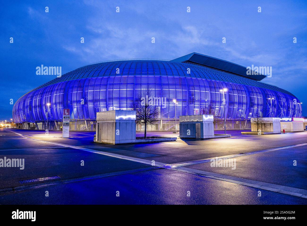 Lille, France. 28th Jan, 2025. LILLE, 28-01-2025. Decathlon Arena Stade ...