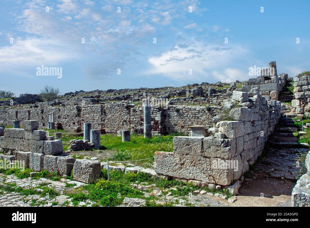 Ancient Thera, a splendid archaeological site from classical antiquity ...