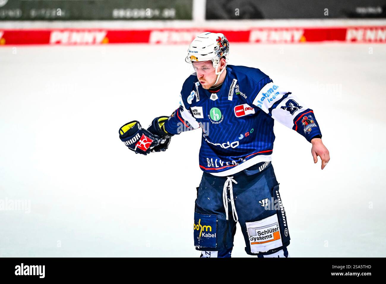 Iserlohn, Deutschland. 28th Jan, 2025. John Broda (Iserlohn Roosters ...