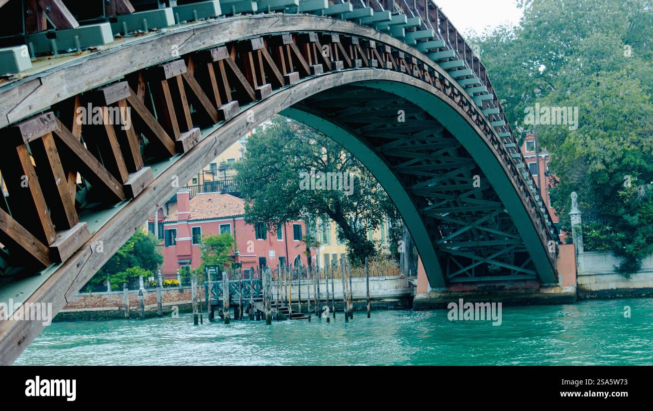 Detail of the Accademia Bridge (Ponte dell'Accademia), seen from the ...