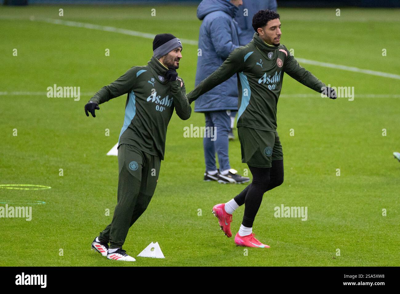 Manchester City players during Manchester City Training Session at the ...