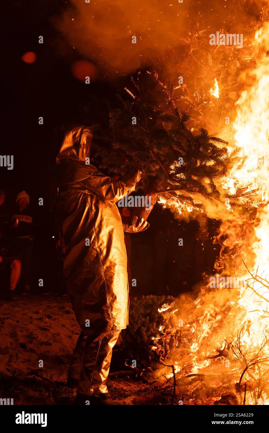 Seattle, USA. 9th Jan, 2025. The annual Christmas tree bonfire on ...