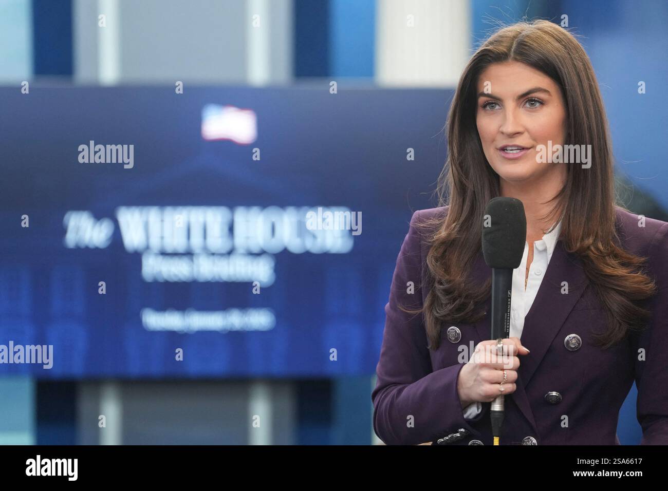 Washington, United States. 28th Jan, 2025. CNN correspondent Kaitlan ...