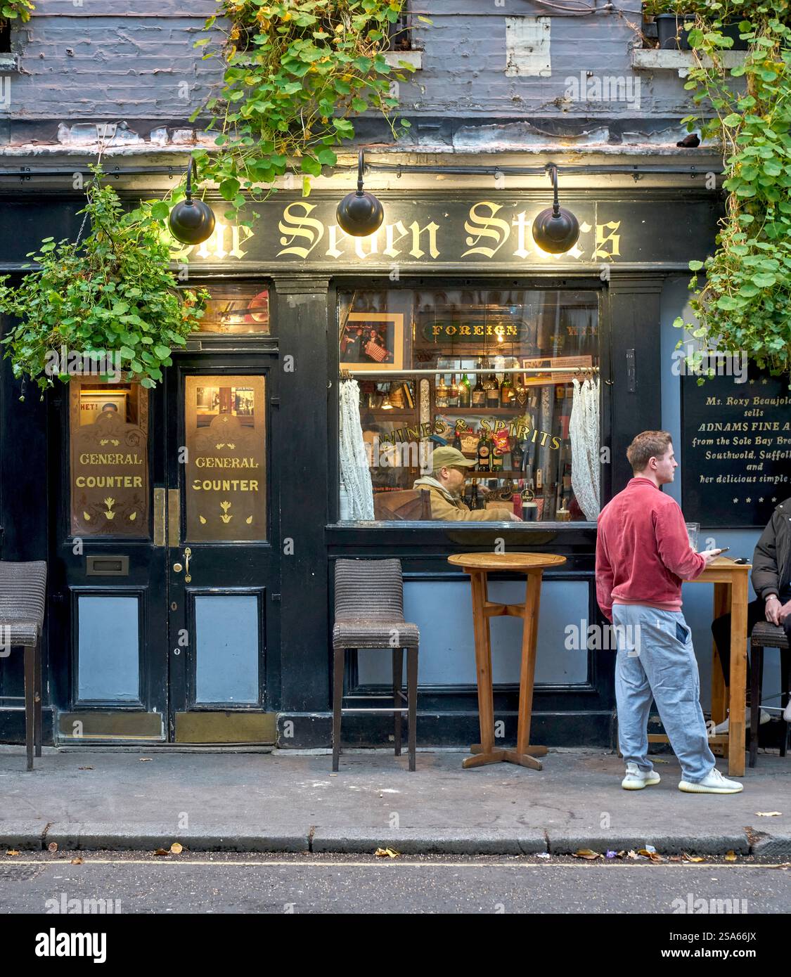 seven stars pub in london Stock Photo - Alamy