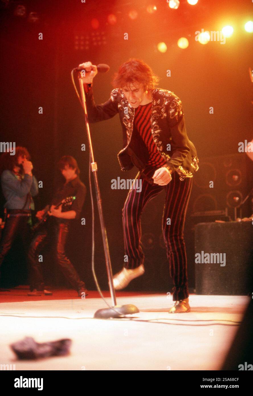 Peter Wolf of The J. Geils Band in concert in 1982 Credit: MPIRR ...