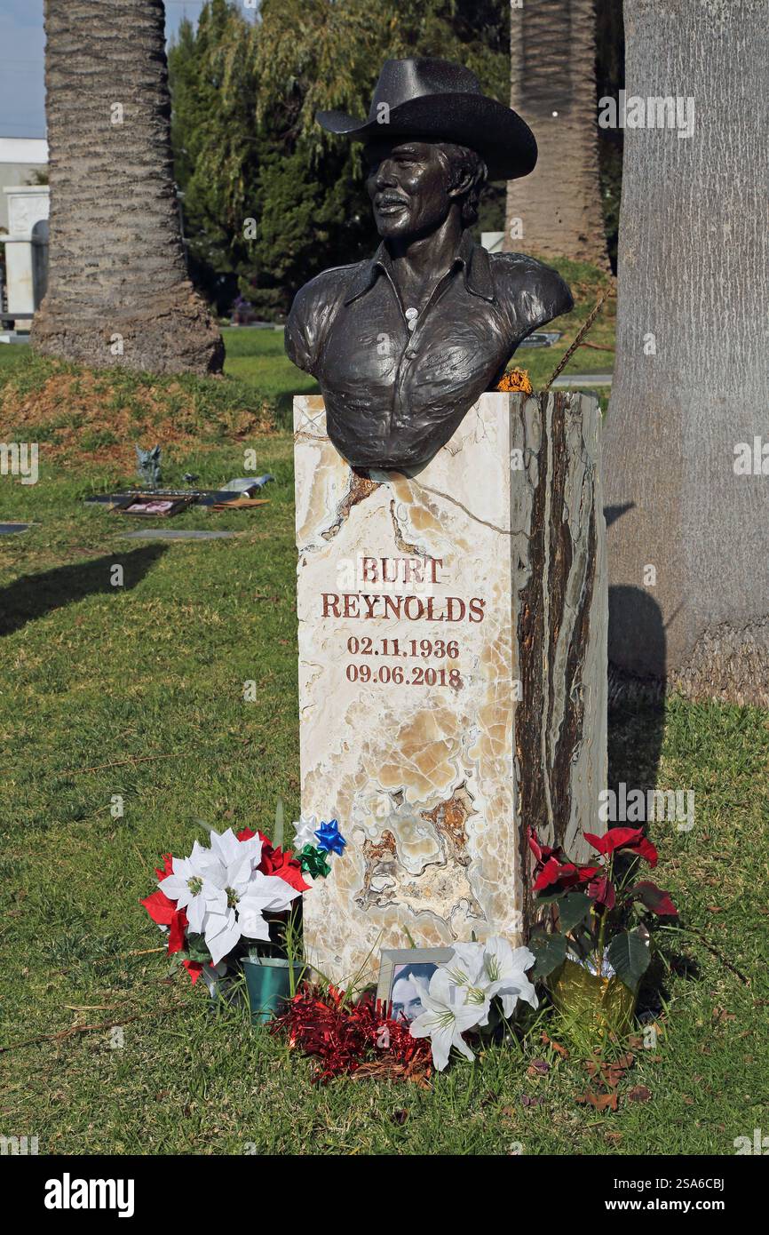 Headstone and bronze bust memorial of film star Burt Reynolds at ...