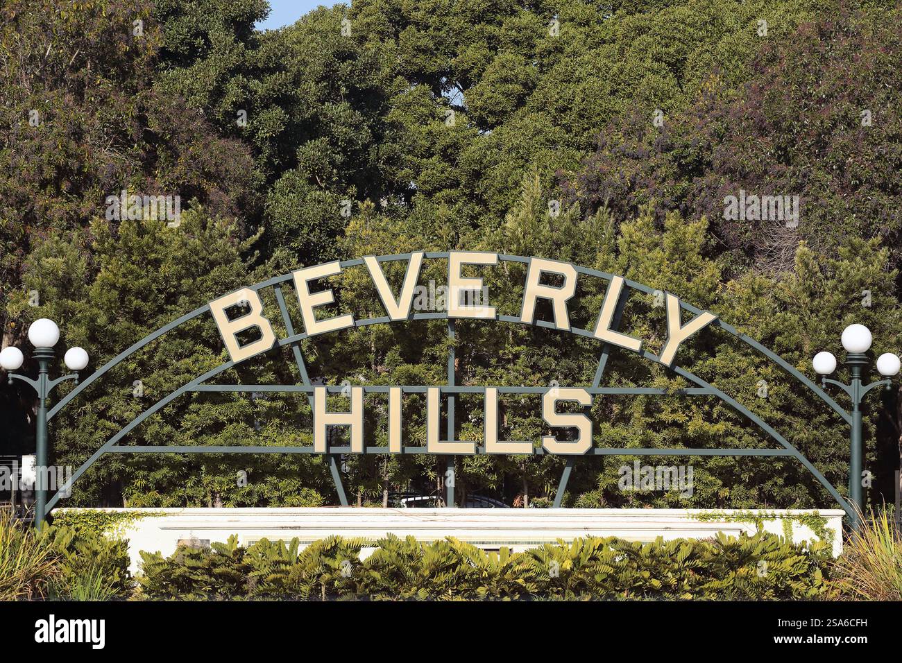Iconic Beverly Hills sign, Santa Monica Boulevard, California, USA ...