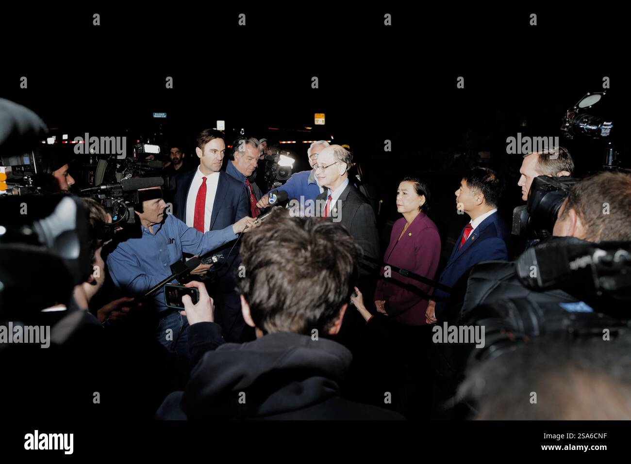 Pacific Palisades, California, USA. 24th Jan, 2025. Congressman meet ...