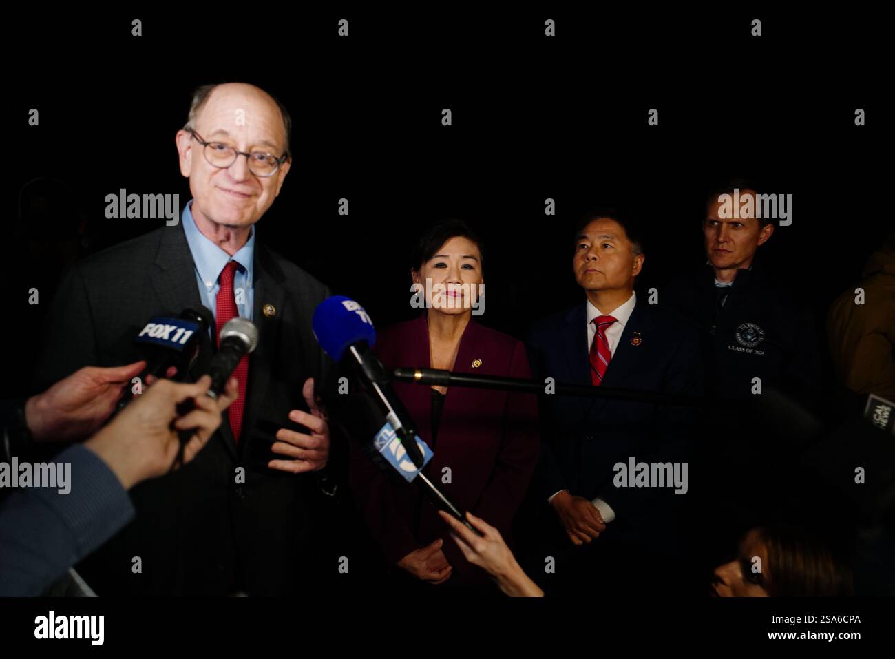 Pacific Palisades, California, USA. 24th Jan, 2025. Congressman meet ...