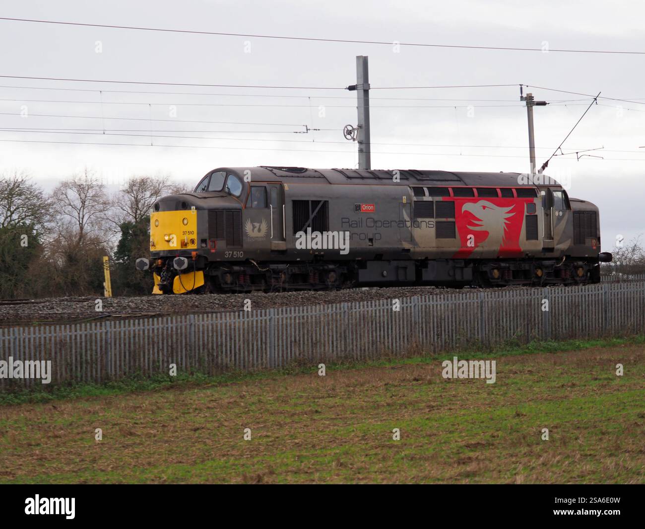 British rail class 37 diesel locomotive hi-res stock photography and ...