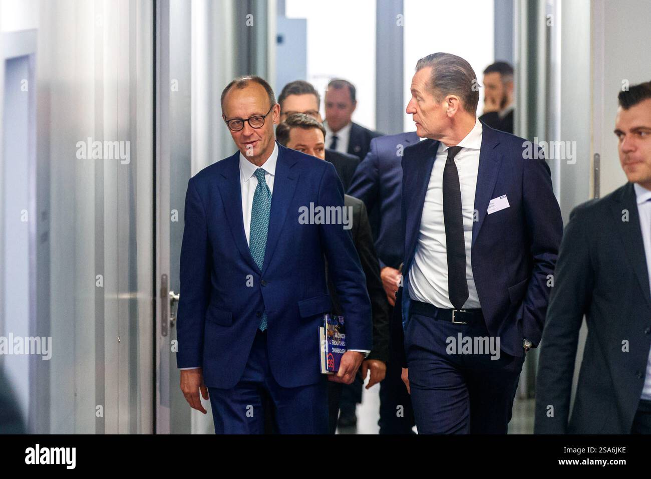 WELT-Wirtschaftsgipfel 2025 Friedrich Merz und Mathias Döpfner beim 16 ...