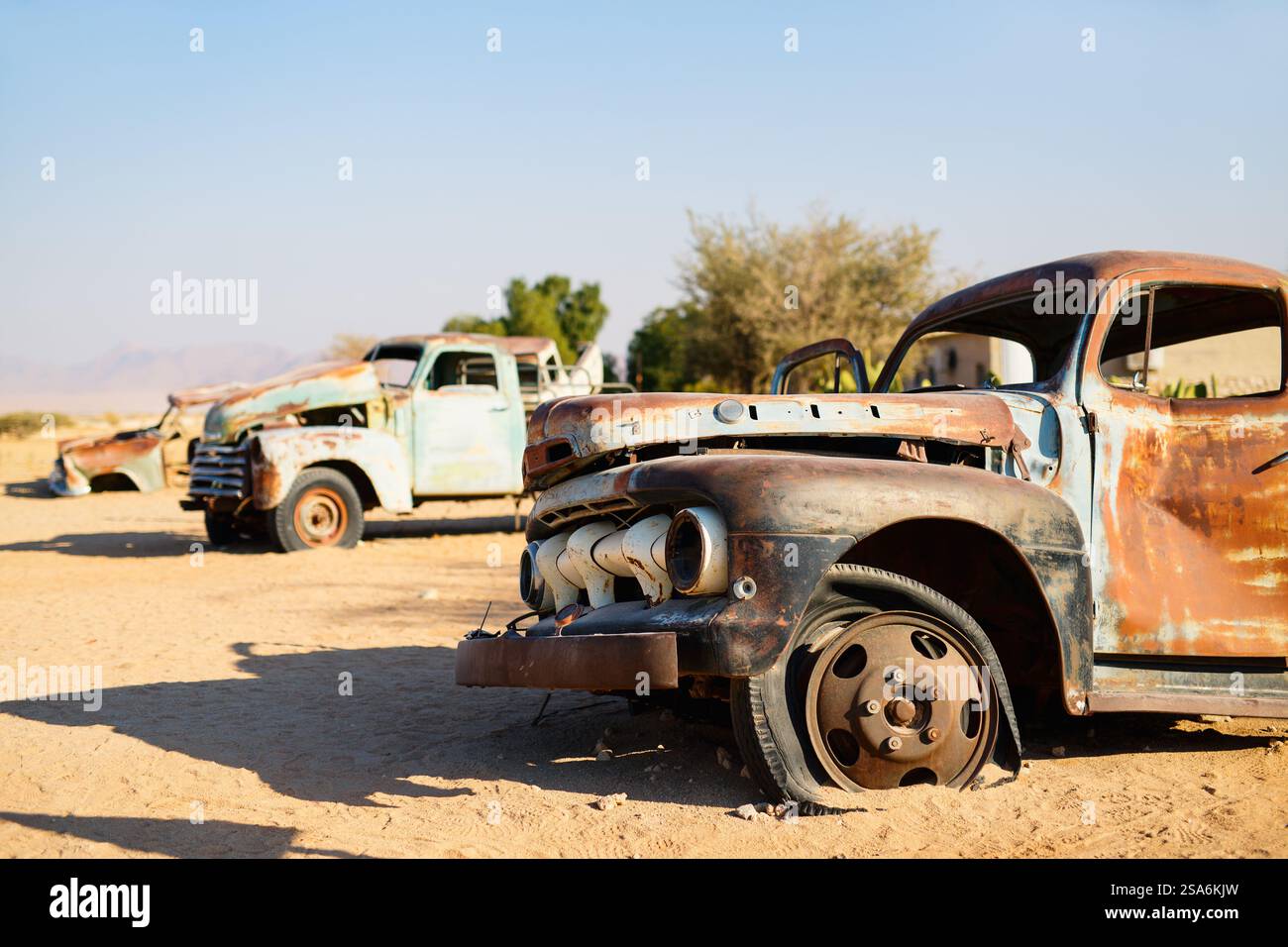 Abandoned old cars near a service station at Solitaire in Namibia Stock ...