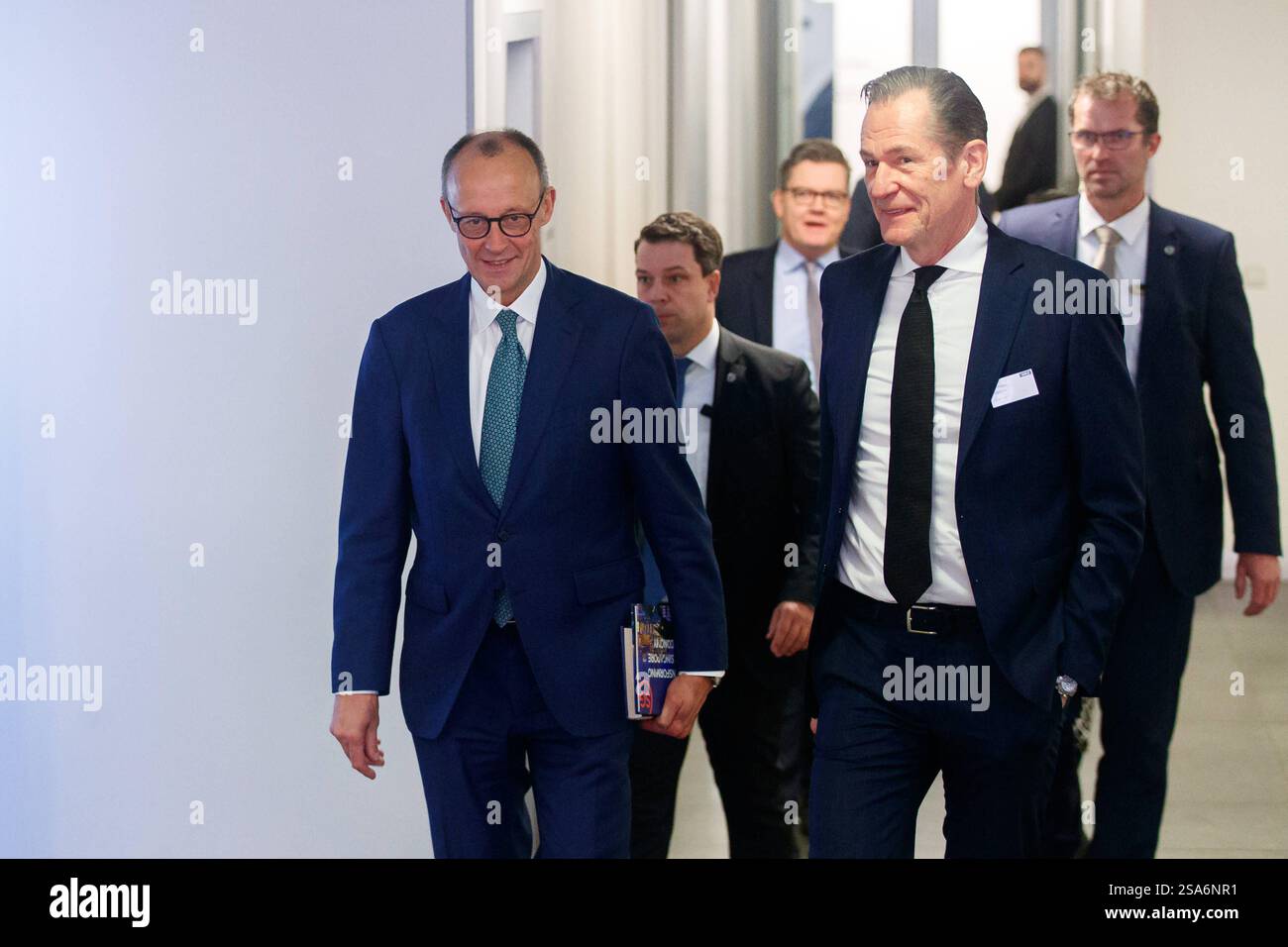 WELT-Wirtschaftsgipfel 2025 Friedrich Merz und Mathias Döpfner beim 16 ...