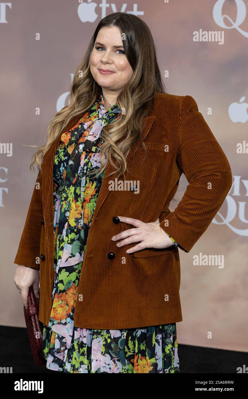 Jessie Ennis attends the arrivals of the Los Angeles Photo Call for Apple TV+’s “MYTHIC QUEST ...