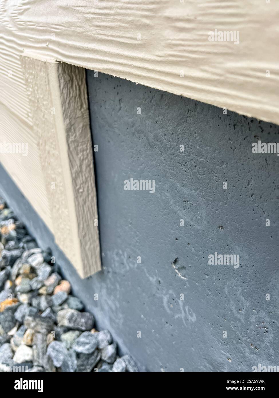 House maintenance structural damage hi-res stock photography and images ...