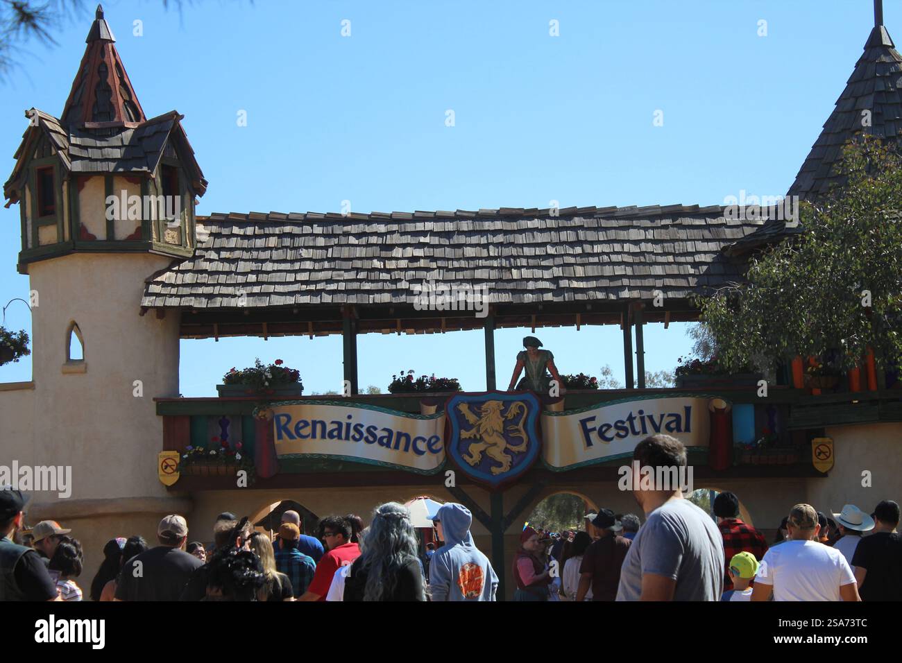Renaissance faire sign hi-res stock photography and images - Alamy