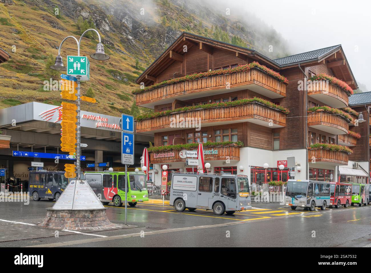 Zermatt train station hi-res stock photography and images - Alamy