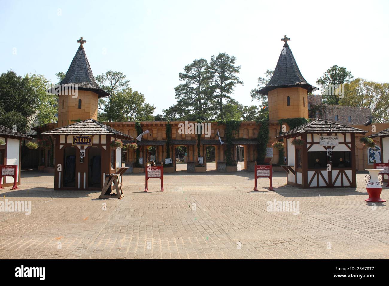The Front Gate of the Texas Renaissance Festival Stock Photo - Alamy