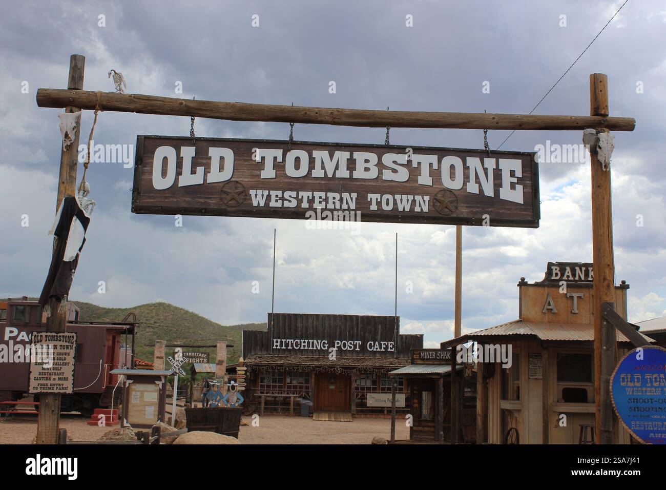 Welcome gate to Old Tombstone in Tombstone Arizona Stock Photo - Alamy