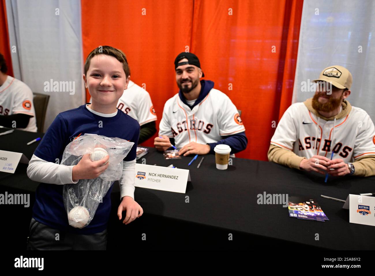 Fans meeting the players and getting autographs during the 2025 Houston ...