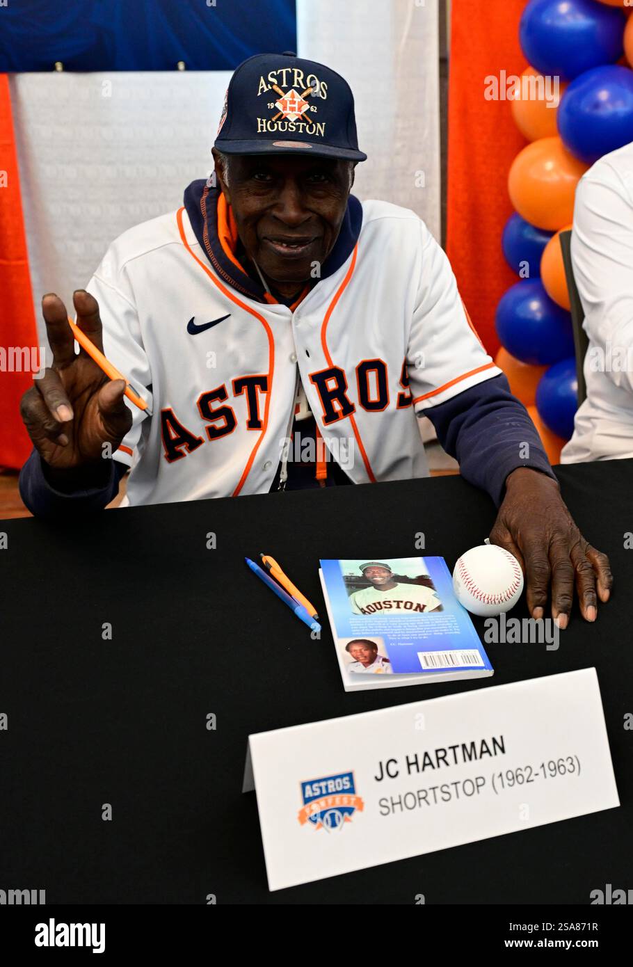 Houston Astros alumni shortstop (1962-1963) JC Hartman (18) during the ...