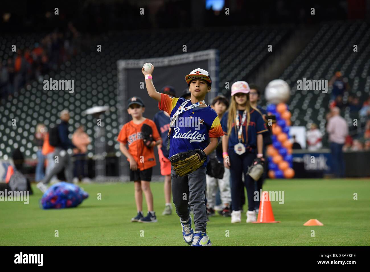 Houston, United States. 25th Jan, 2025. Fans enjoying time on the field ...