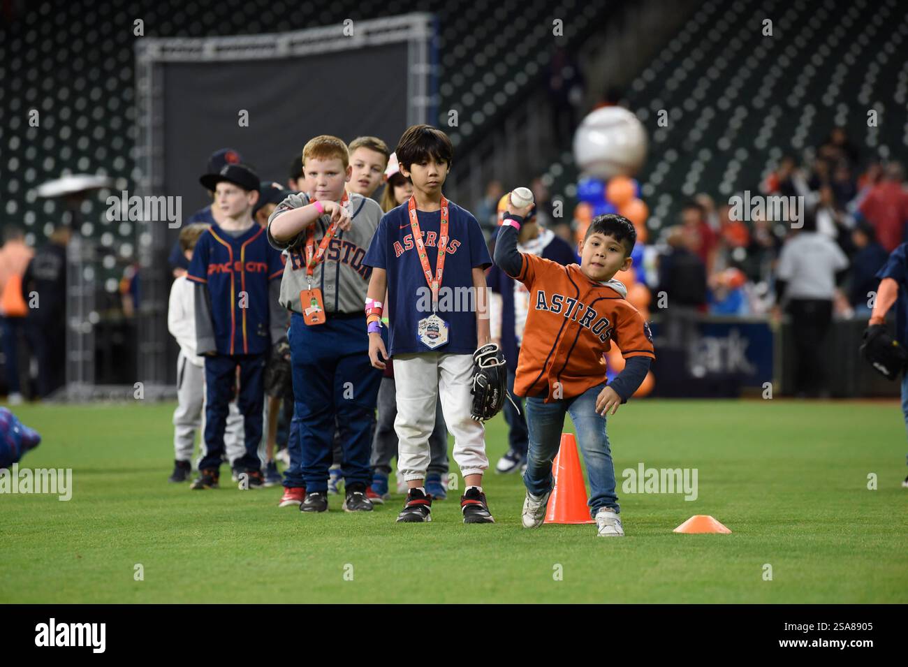 Houston, United States. 25th Jan, 2025. Fans enjoying time on the field ...