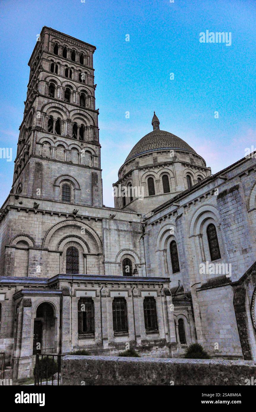 Majestic Masterpiece of Medieval Architecture: The Cathedral of Saint ...