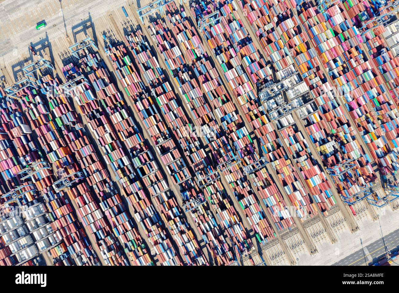 QINGDAO, CHINA - JANUARY 29, 2025 - Containers are seen at the foreign ...