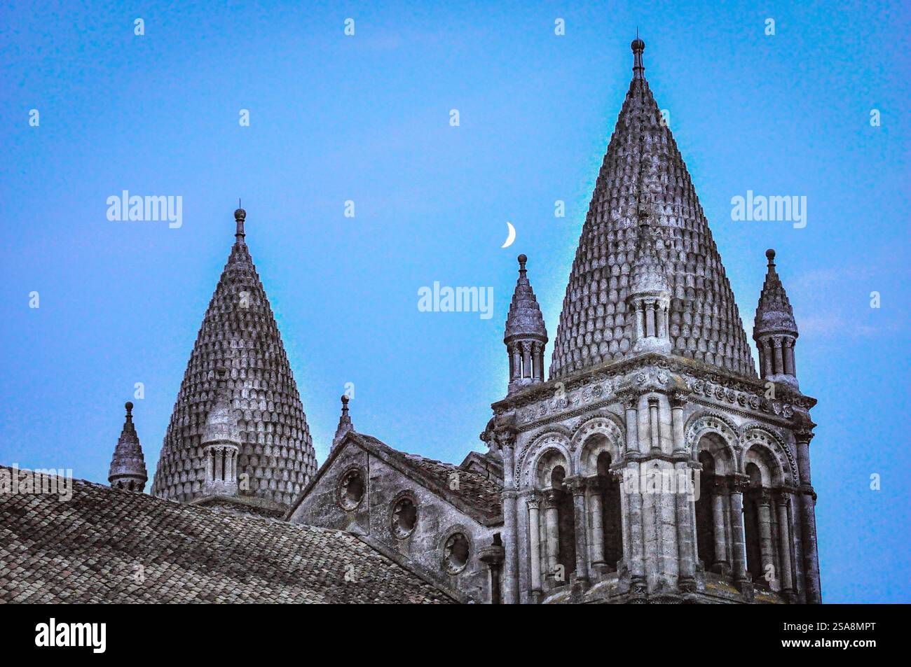 Majestic Masterpiece of Medieval Architecture: The Cathedral of Saint ...