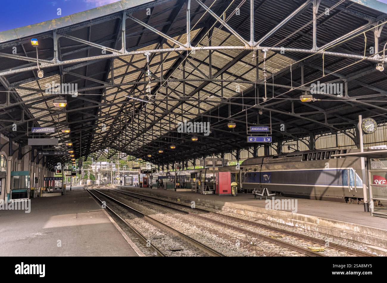 Back to 2013: Angoulême's lively railway hub in the spotlight, France ...