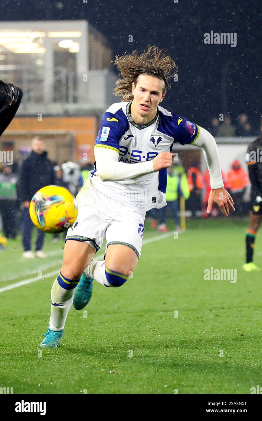 Verona’s Daniele Ghilardiduring the Serie A enilive soccer match ...