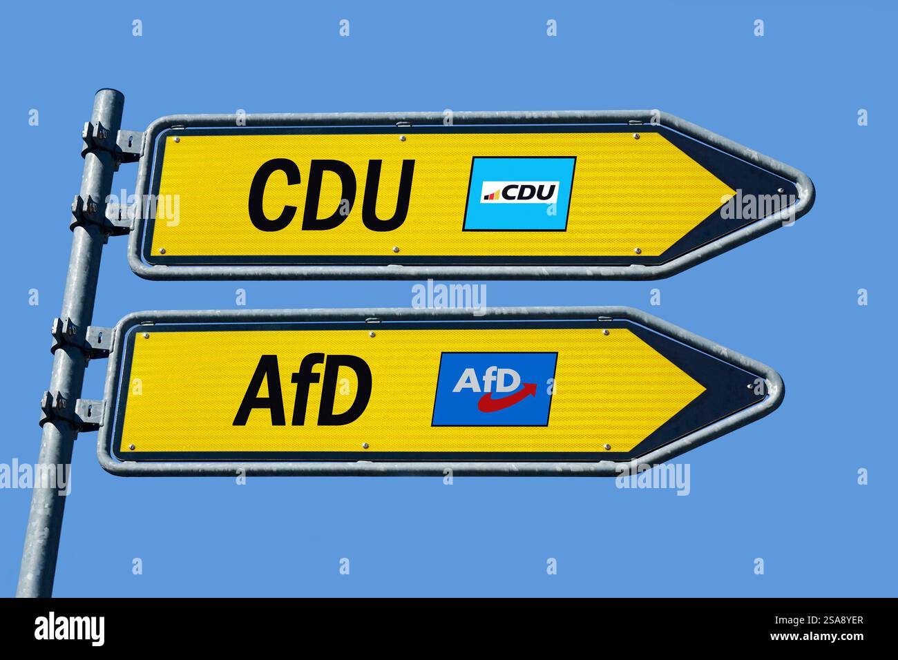 Wegweiser mit CDU und AfD mit deren Parteilogos Fotomontage: Wegweiser ...