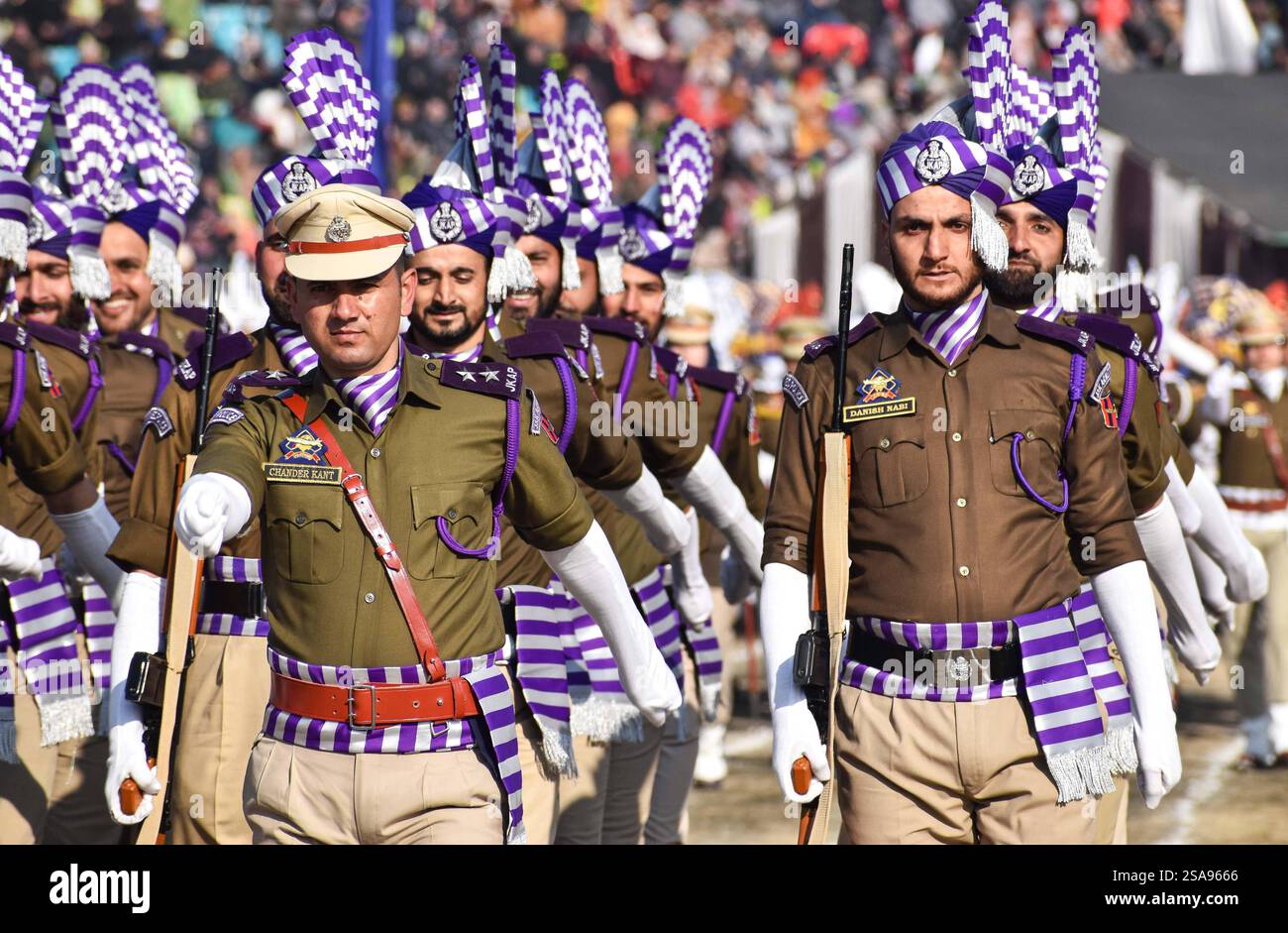 76th Indian Republic Day Celebration In Kashmir Indian military taking ...