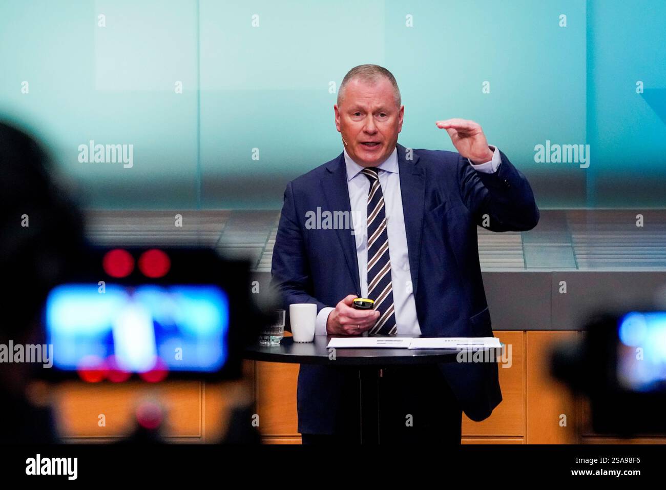 Oslo 20250129. CEO Nicolai Tangen during a press conference on the ... Oslo 20250129. CEO Nicolai Tangen during a press conference on the ...