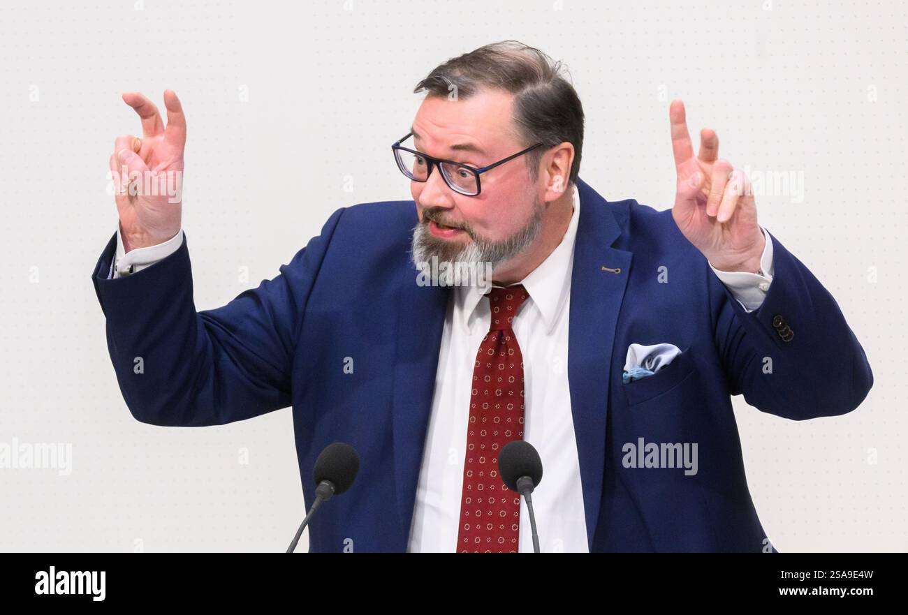 Hanover, Germany. 29th Jan, 2025. Klaus Wichmann (AfD), parliamentary ...
